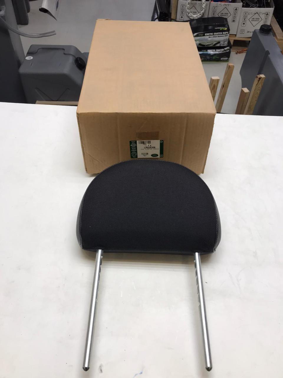 Defender koltuk kafalık lr026306