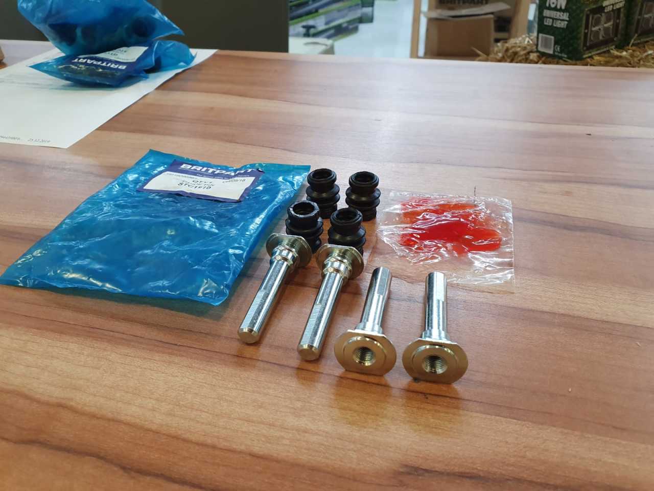 P38 discovery 2 freelander 1 fren kaliper pimi stc1910