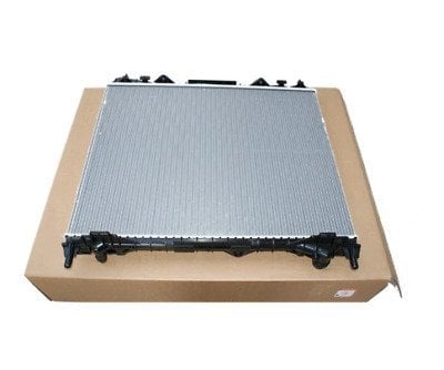 Lr162110 lr034553 radyatör nissens range rover discovery 5