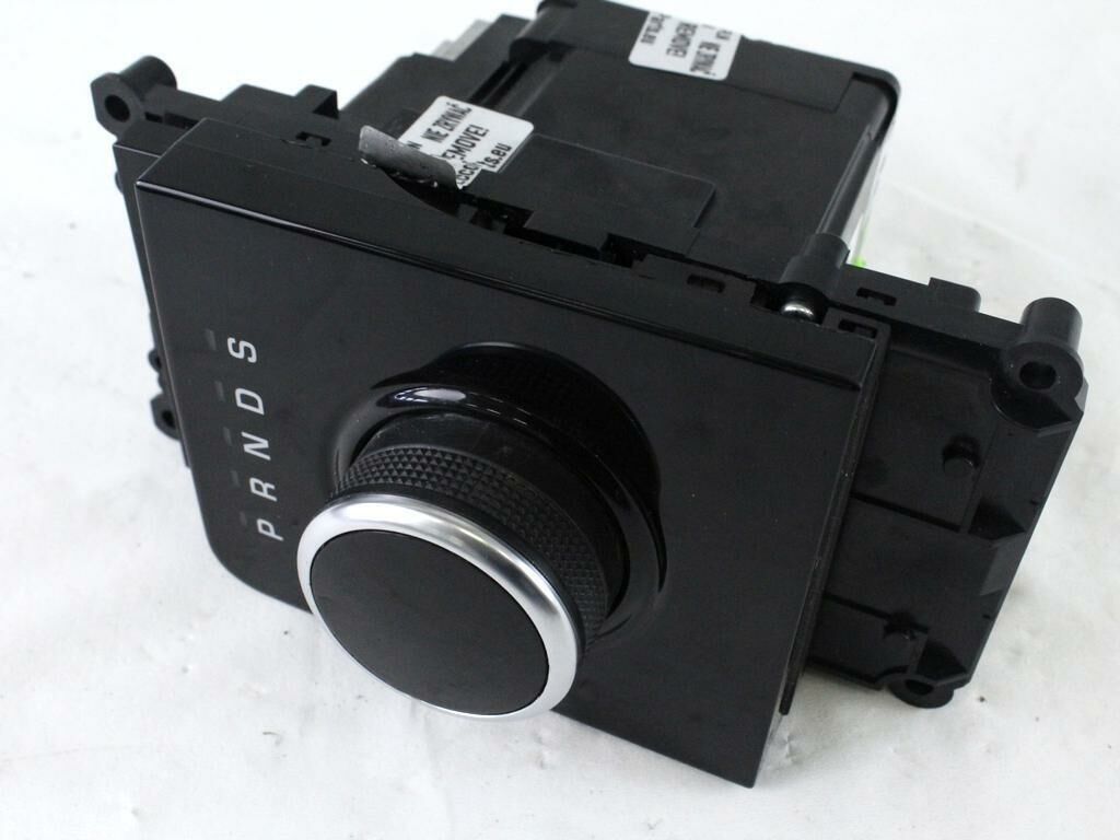 Lr117070 lr090982 vites modülü range rover velar